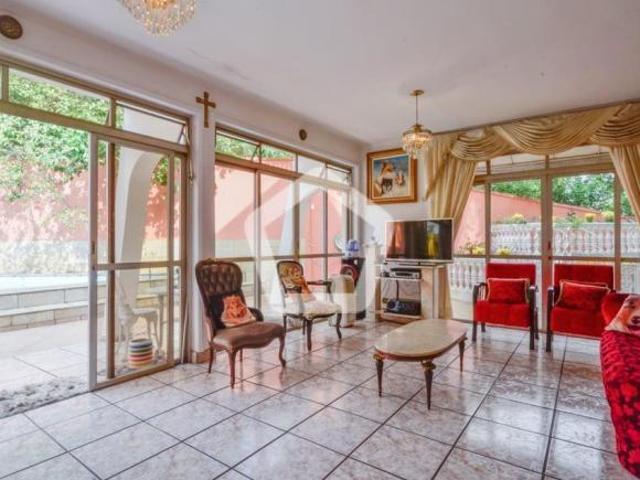Casa em Bosque da Saúde