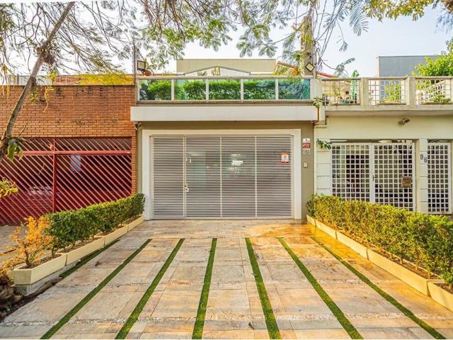 Casa em Bosque da Saúde, São Paulo/SP de 231m² 5 quartos à venda por R$ 1.679.000,00