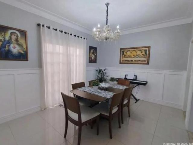 Casa em Bosque dos Eucaliptos, São José dos Campos/SP de 180m² 3 quartos à venda por R$ 1.350.000,00