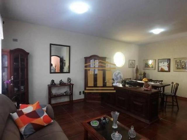 Casa em Bosque dos Eucaliptos, São José dos Campos/SP de 218m² 3 quartos à venda por R$ 1.000.000,01