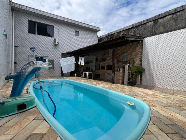 Casa em Boqueirão, Praia Grande/SP de 150m² 2 quartos à venda por R$ 949.000,00