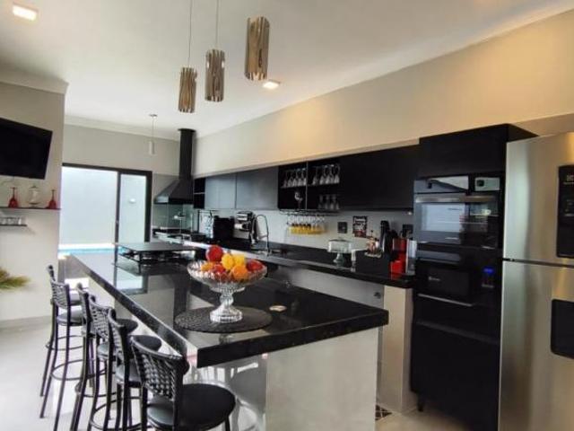 Casa em Caçapava Velha, Caçapava/SP de 250m² 3 quartos à venda por R$ 900.000,00