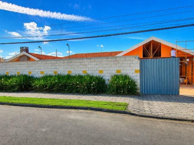 Casa em Cajuru, Curitiba/PR de 700m² 5 quartos à venda por R$ 1.449.000,00