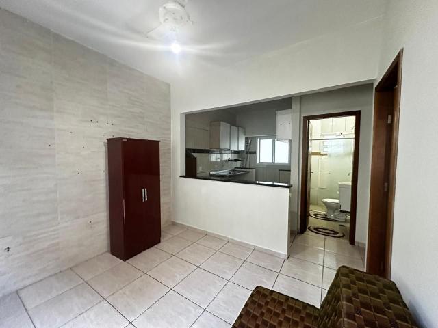 Casa em Campo da Aviação, Praia Grande/SP de 65m² 2 quartos à venda por R$ 259.900,00