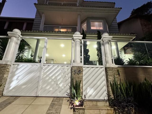 Casa em Campo Grande, Rio de Janeiro/RJ de 350m² 3 quartos à venda por R$ 1.269.900,00