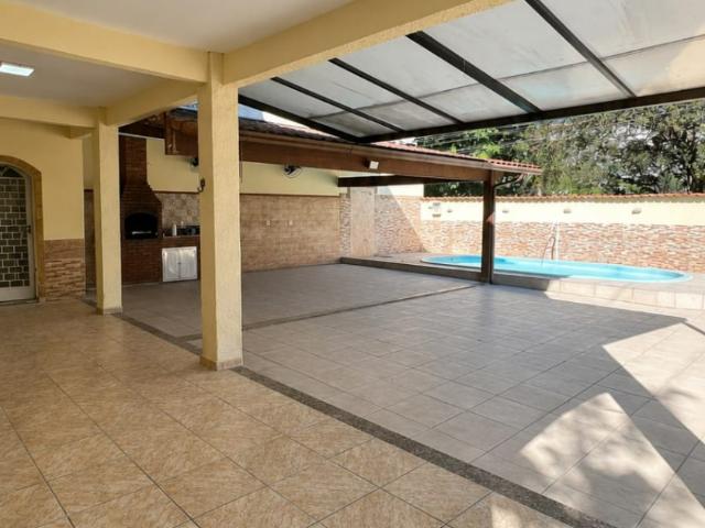 Casa em Campo Grande, Rio de Janeiro/RJ de 310m² 3 quartos à venda por R$ 499.900,00