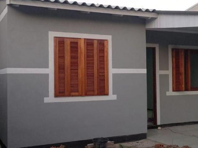 Casa em Canoas Mato Grande de 3 dormitórios e 2 vagas DESOCUPADA