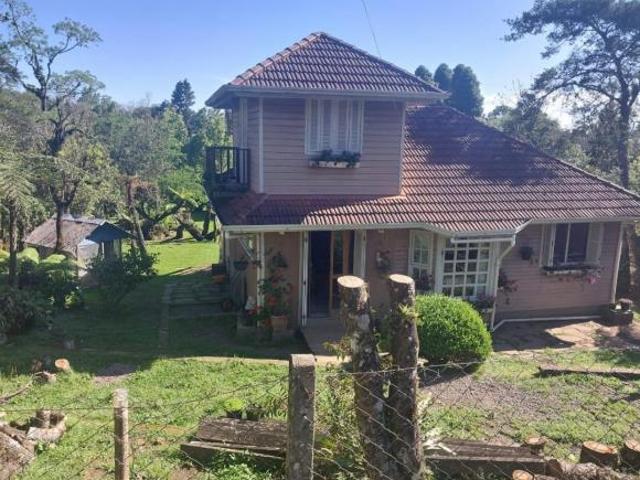 Casa em Canela 2 quartos, terreno de 797 m ² no Alpes Verdes