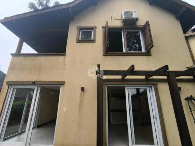Casa em Canela 3 dormitórios, 161m²