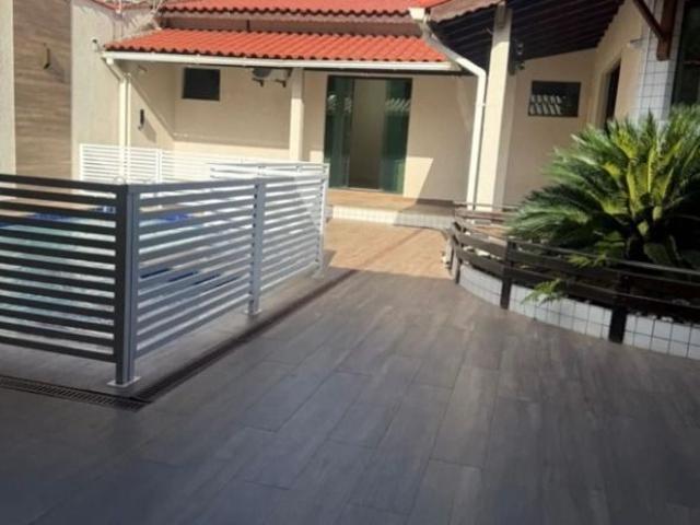 Casa em Canto do Forte, Praia Grande/SP de 244m² 3 quartos à venda por R$ 2.199.900,00