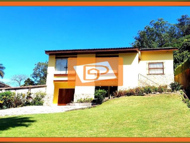 Casa em Castelanea, Petrópolis/RJ de 441m² 5 quartos à venda por R$ 2.499.900,00