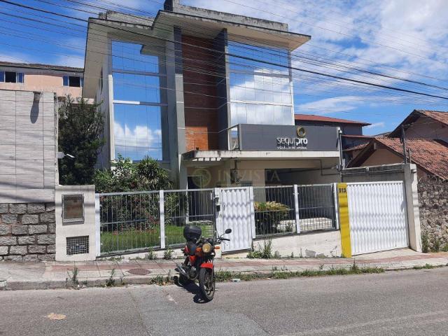 Casa em Capoeiras, Florianópolis/SC de 233m² 3 quartos à venda por R$ 1.499.000,00