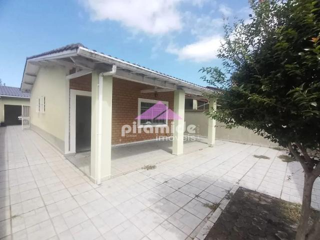 Casa em Caputera, Caraguatatuba/SP de 135m² 3 quartos à venda por R$ 749.000,00