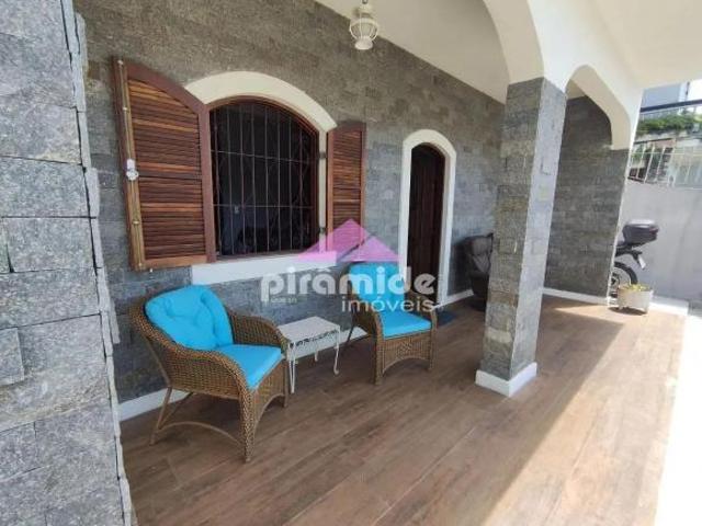 Casa em Caputera, Caraguatatuba/SP de 244m² 3 quartos à venda por R$ 790.000,00