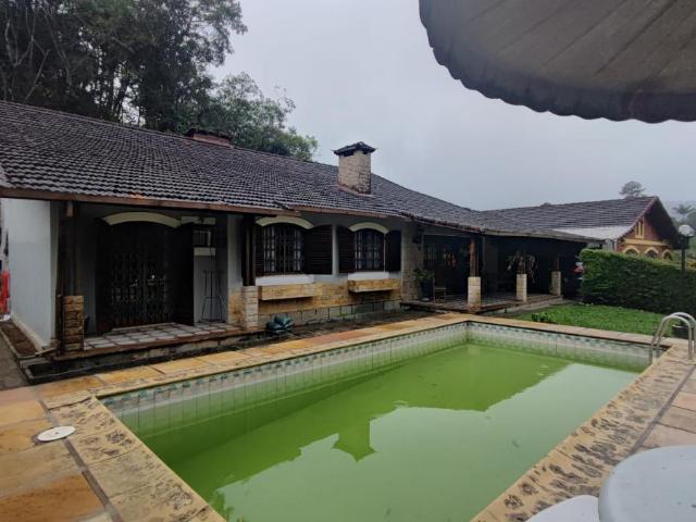 Casa em Carlos Guinle, Teresópolis/RJ de 667m² 6 quartos à venda por R$ 1.599.000,00