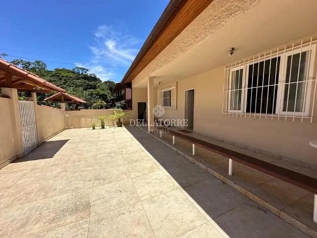 Casa em Carlos Guinle, Teresópolis/RJ de 144m² 3 quartos à venda por R$ 799.000,00