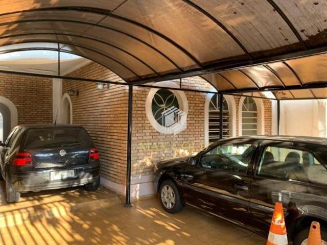 Casa em Centro, Taubaté/SP de 280m² 6 quartos à venda por R$ 1.200.000,00 ou para locação R$ 8.000,0