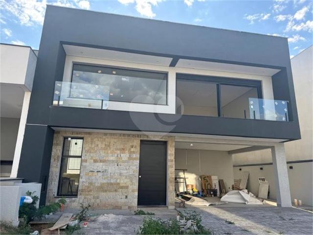 Casa em Roncáglia, Valinhos/SP de 300m² 3 quartos à venda por R$ 1.914.000,00