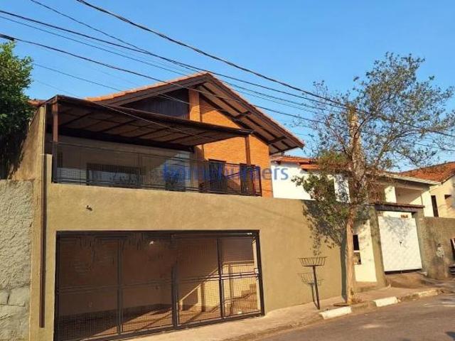 Casa em Centro, Vinhedo/SP de 227m² 3 quartos à venda por R$ 1.200.000,00