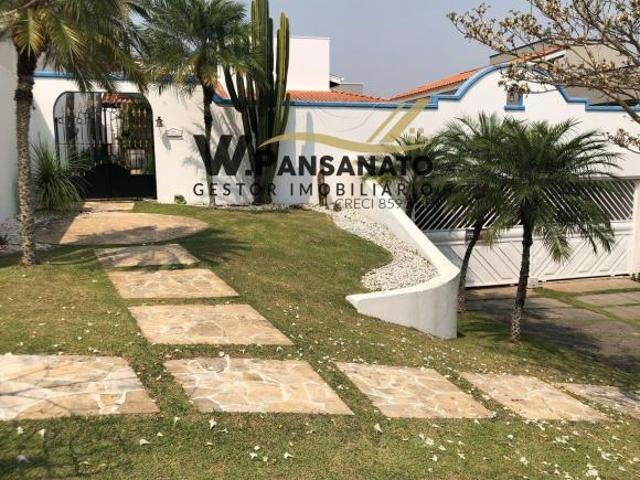 Casa em Centro, Vinhedo/SP de 600m² 3 quartos à venda por R$ 1.780.000,00