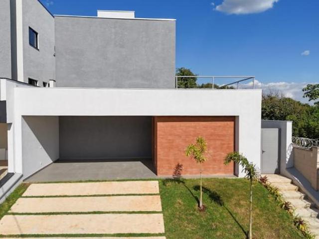 Casa em Centro, Votorantim/SP de 245m² 3 quartos à venda por R$ 1.951.200,00