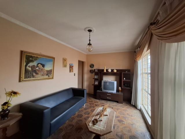 Casa em Centro, Votorantim/SP de 309m² 2 quartos à venda por R$ 1.300.000,00 ou para locação R$ 2.210,00/mes