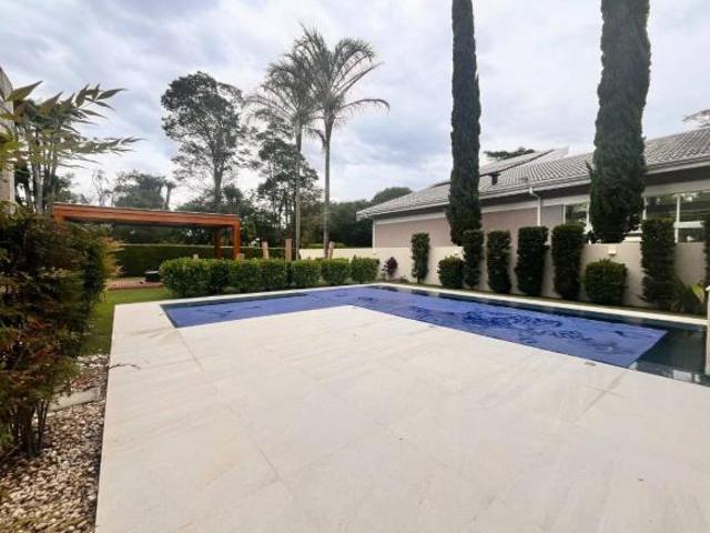 Casa em Centro, Atibaia/SP de 570m² 4 quartos à venda por R$ 6.100.000,00 ou para locação R$ 36.070