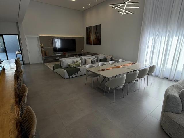 Casa em Centro, Bauru/SP de 324m² 3 quartos à venda por R$ 4.199.000,00