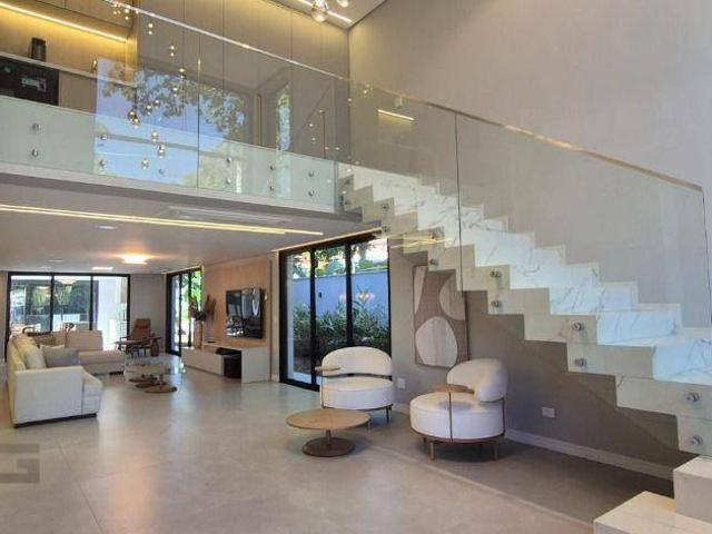 Casa em Centro, Bertioga/SP de 380m² 5 quartos à venda por R$ 9.499.900,00