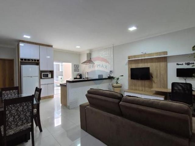 Casa em Centro, Botucatu/SP de 110m² 2 quartos à venda por R$ 375.000,00