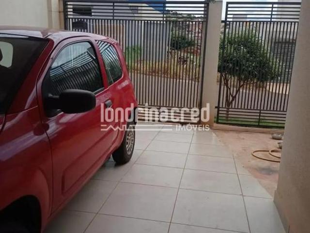 Casa em Centro, Cambé/PR de 120m² 3 quartos à venda por R$ 390.000,00