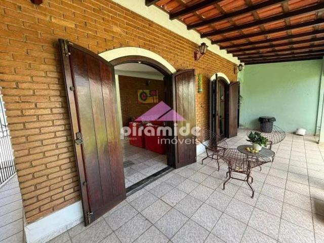 Casa em Centro, Caraguatatuba/SP de 130m² 2 quartos à venda por R$ 800.000,00