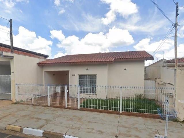 Casa em Centro, Cosmópolis/SP de 200m² 3 quartos à venda por R$ 1.299.000,00