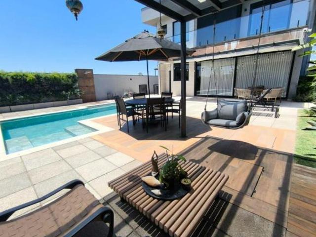 Casa em Centro, Embu das Artes/SP de 410m² 4 quartos à venda por R$ 4.800.000,00