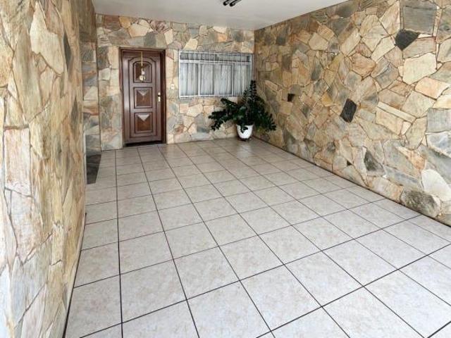 Casa em Centro, Franca/SP de 207m² 3 quartos à venda por R$ 750.000,00