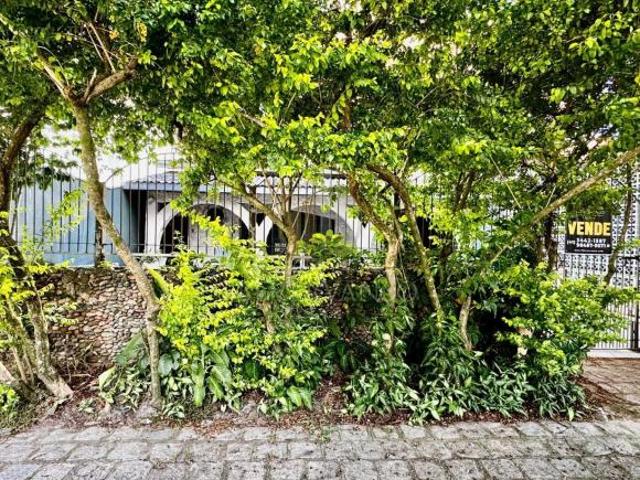 Casa em Centro Guaratuba