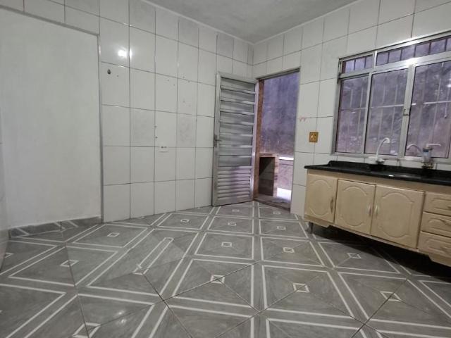Casa em Centro, Guarulhos/SP de 35m² 1 quartos para locação R$ 1.055,00/mes