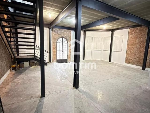 Casa em Centro Histórico, Porto Alegre/RS de 300m² 4 quartos para locação R$ 14.000,00/mes