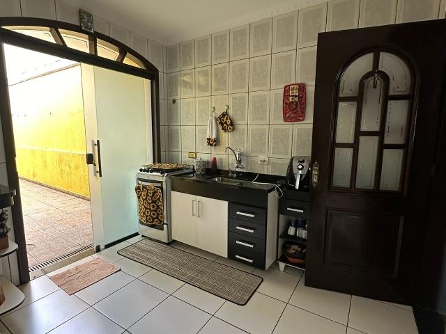 Casa em Centro, Jacareí/SP de 0m² 3 quartos à venda por R$ 444.900,00