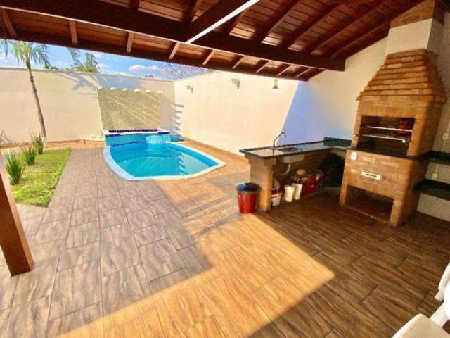 Casa em Centro, Jaguariúna/SP de 0m² 2 quartos à venda por R$ 735.000,00