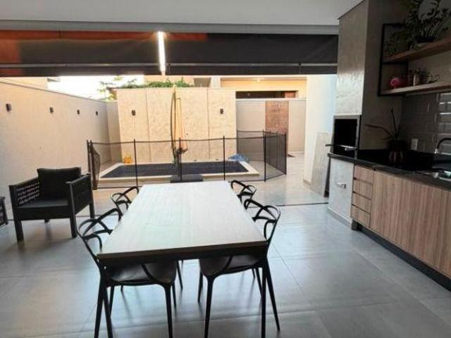 Casa em Centro, Jaguariúna/SP de 188m² 3 quartos à venda por R$ 1.350.000,00