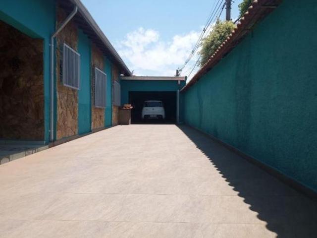 Casa em Centro, Jaguariúna/SP de 197m² 3 quartos à venda por R$ 690.000,00