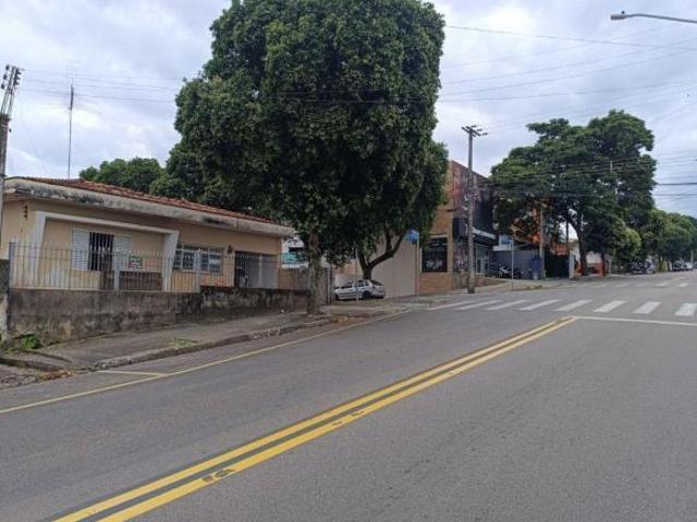 Casa em Centro, Jaguariúna/SP de 200m² 3 quartos à venda por R$ 2.700.000,00