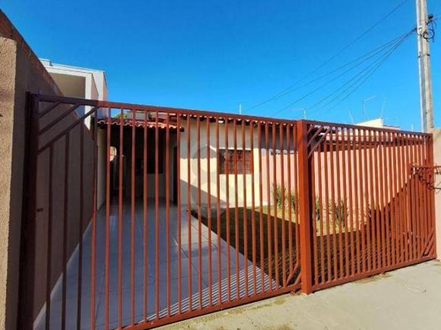Casa em Centro, Londrina/PR de 56m² 3 quartos à venda por R$ 270.000,00