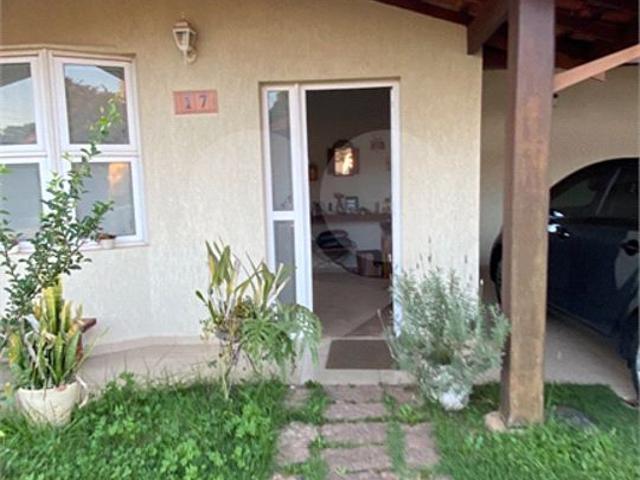 Casa em Centro, Louveira/SP de 232m² 3 quartos à venda por R$ 1.299.900,00