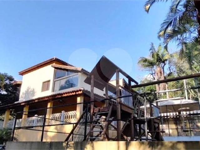 Casa em Centro, Mairiporã/SP de 400m² 3 quartos à venda por R$ 1.099.000,00