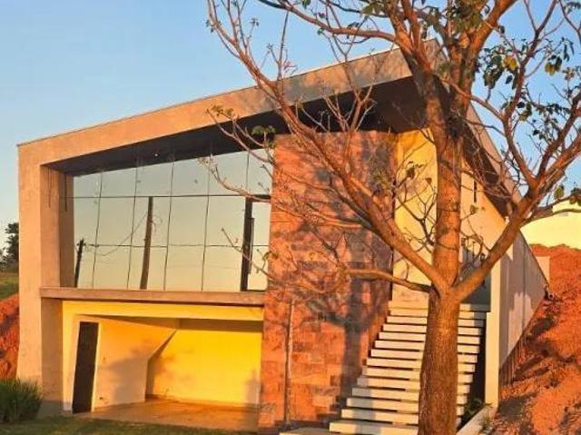 Casa em Centro, Marília/SP de 195m² 3 quartos à venda por R$ 990.000,00