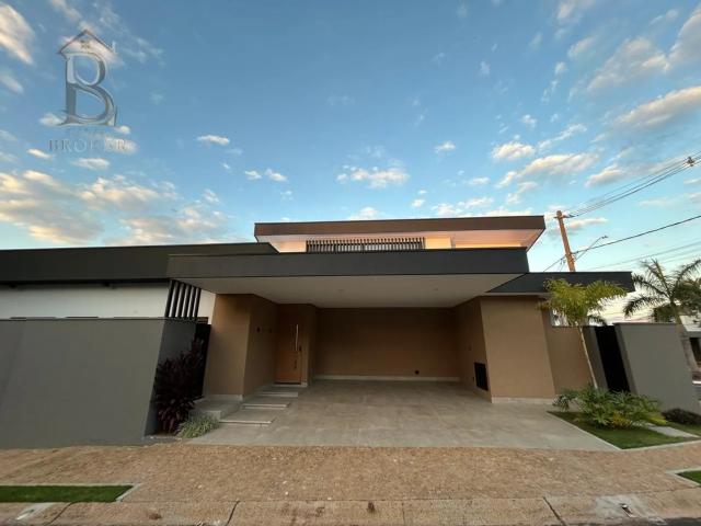 Casa em Centro, Marília/SP de 200m² 3 quartos à venda por R$ 1.489.000,00