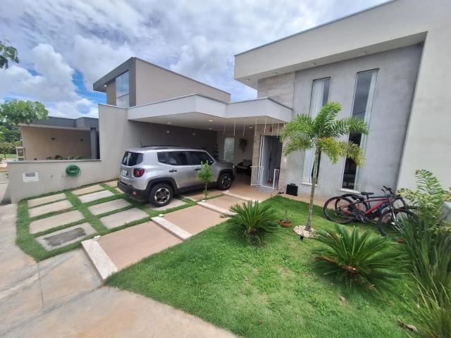 Casa em Centro, Marília/SP de 250m² 3 quartos à venda por R$ 889.000,00