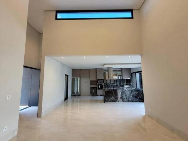 Casa em Centro, Marília/SP de 250m² 3 quartos à venda por R$ 1.490.000,00